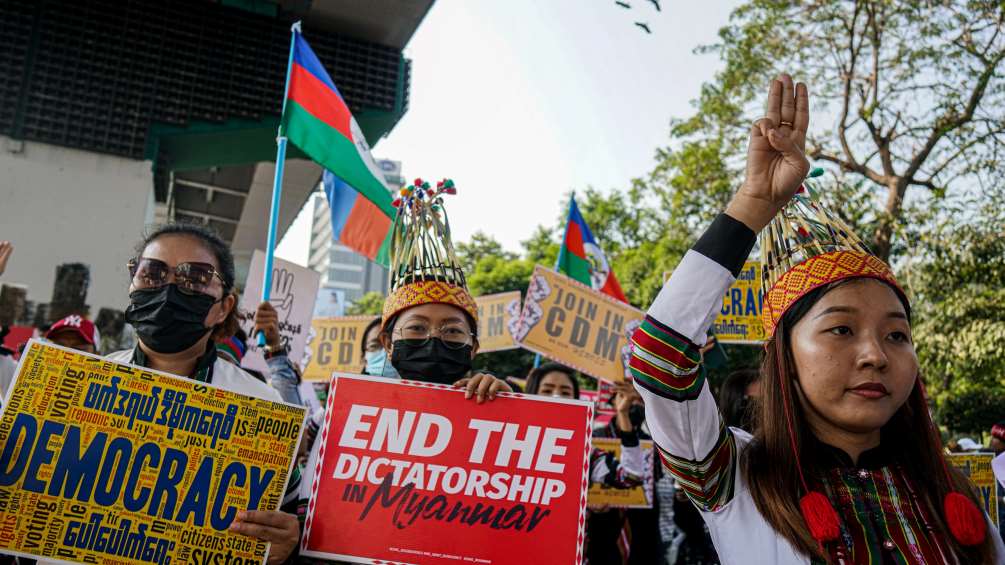 Failed state: Myanmar collapses into chaos - NIKKEI ASIAN REVIEW | Gwen ...